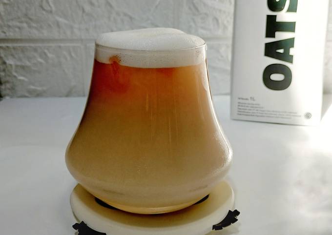 Resep Earl Grey Oat Milk Tea 🥤 oleh Febriyana | IG: @febbriyana - Cookpad