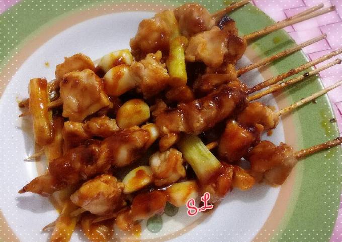 Resep Korean Skewered Chicken / DakKochi (닭 꼬치) oleh Sanni - Cookpad