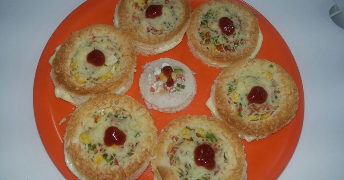 Vegies Bread Canapes Recipe by Ritika Agrawal - Cookpad