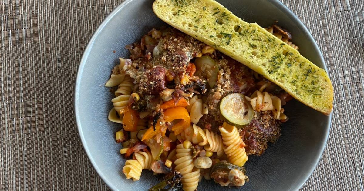 Lightly Spiced Veggie Pasta Bake Recipe by Steve Meynell - Cookpad