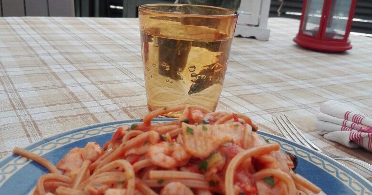 Spaghetti Alla Chitarra With Seafood In Tomato Sauce Recipe By Valla ...