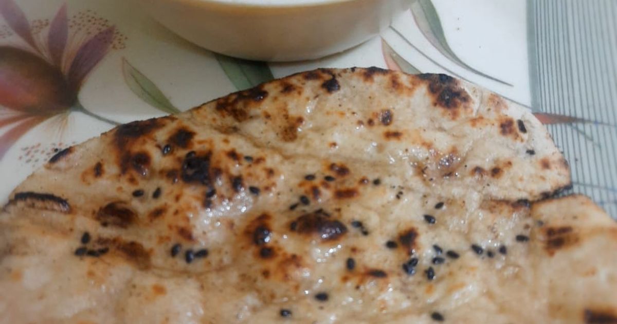 Daal Makhni With Naan Recipe by Riya Mehta - Cookpad