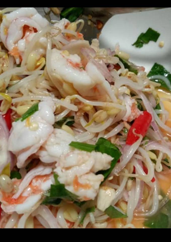 สูตร ยำถั่วงอก โดย Bowornlug Jane - Cookpad