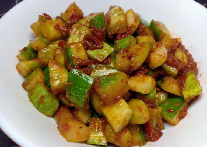 Resep Sambal Reuceuh Bonteng (Sunda) oleh Dapur Andwina - Cookpad
