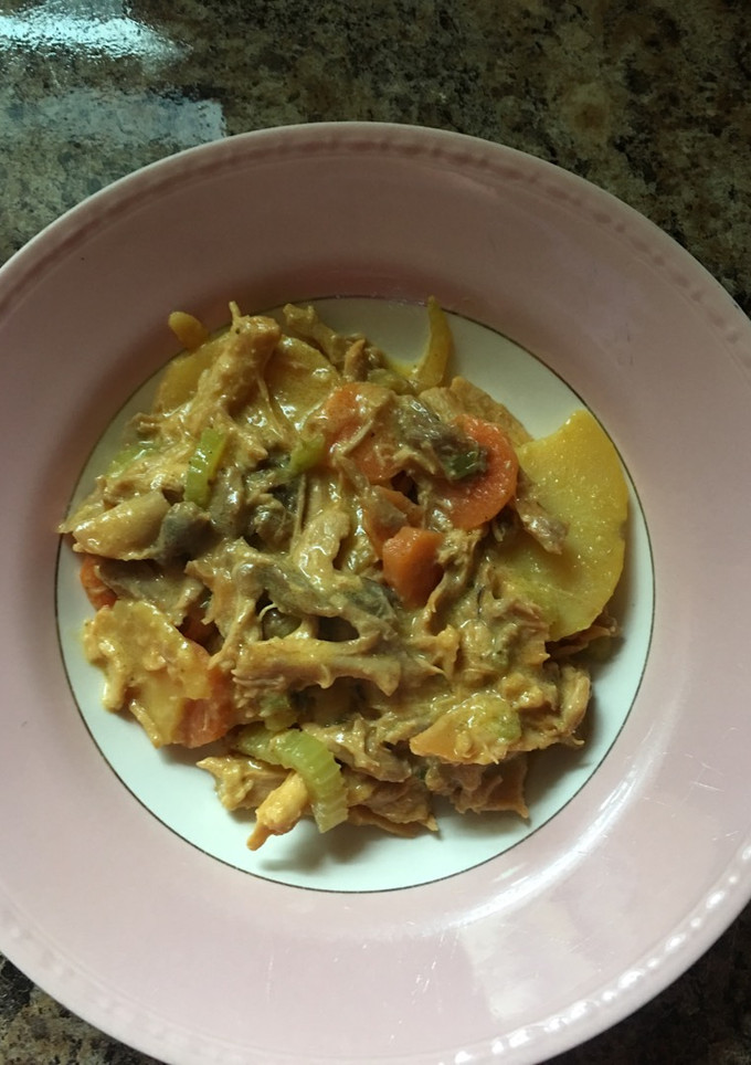 Pollo Desmenuzado A Mi Estilo 😉 Receta de annabella - Cookpad