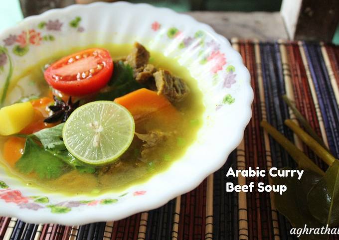 Resep 89. Arabic Curry Beef Soup (Sup Sapi Kari Arab) oleh Agnita - Cookpad