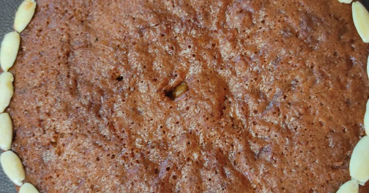 Gulkand Cake Recipe by Harshita Motwani - Cookpad