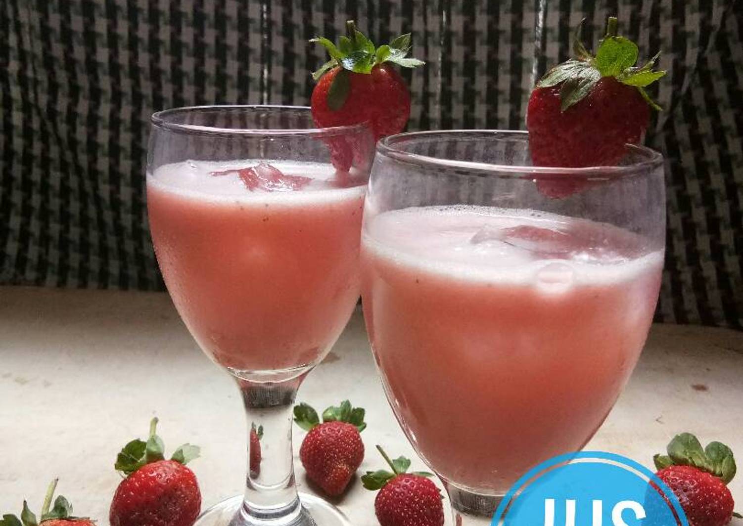 Resep Jus Strawberry oleh Riska Dwi A - Cookpad