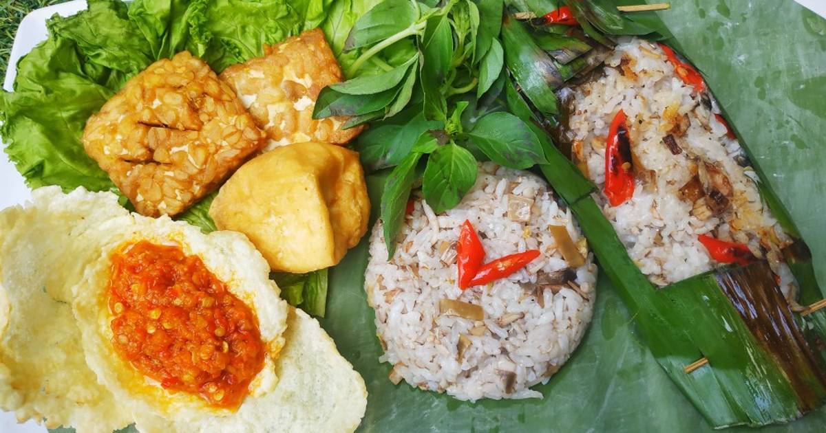 Resep Nasi liwet teri dan jantung oleh debby trianawati - Cookpad