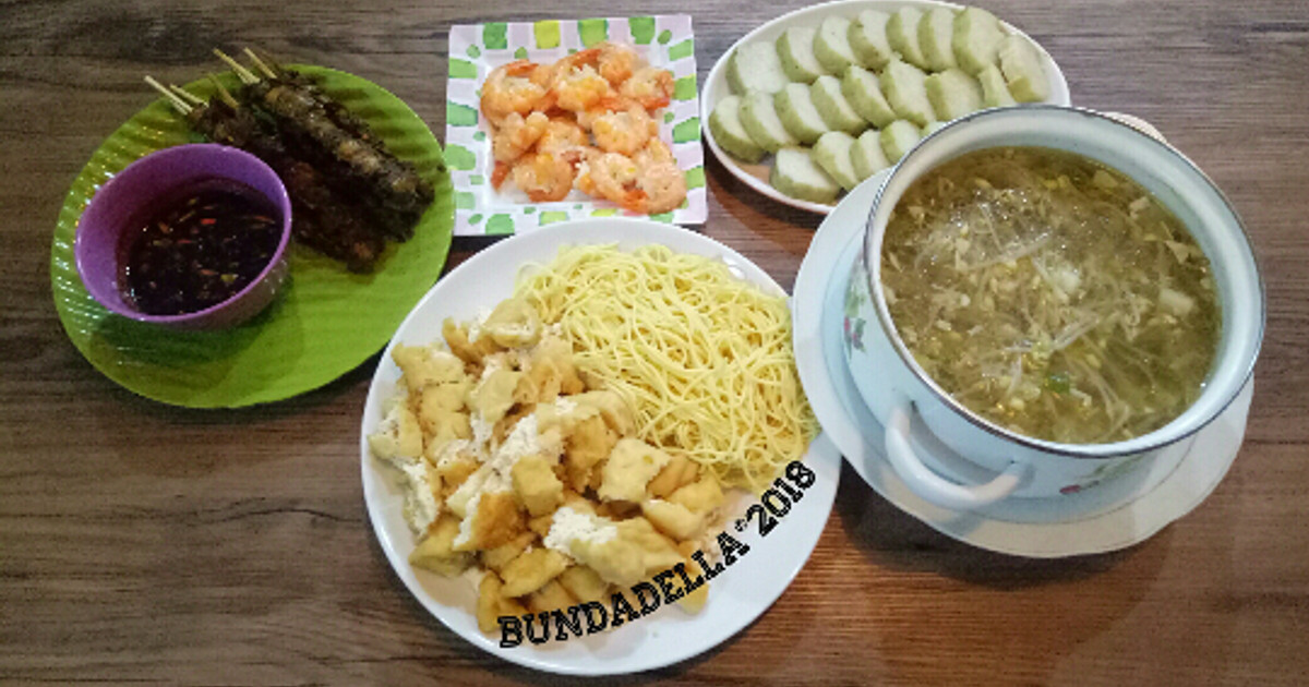 Resep Lontong Mie & Sate Kerang oleh ina ariany - Cookpad