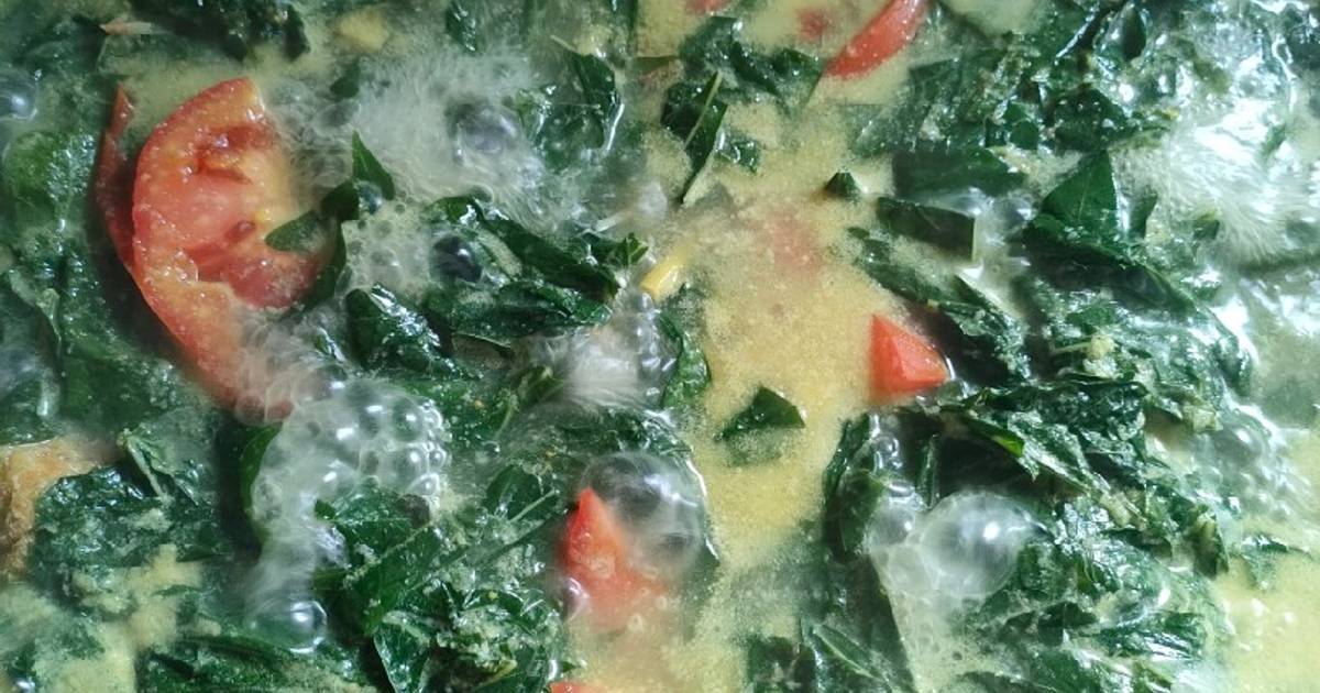Resep Sayur daun ubi santan 👌🏻 oleh Tessa Ester lina - Cookpad