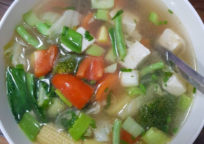 Resep Sop sayuran oleh Mrs M - Cookpad