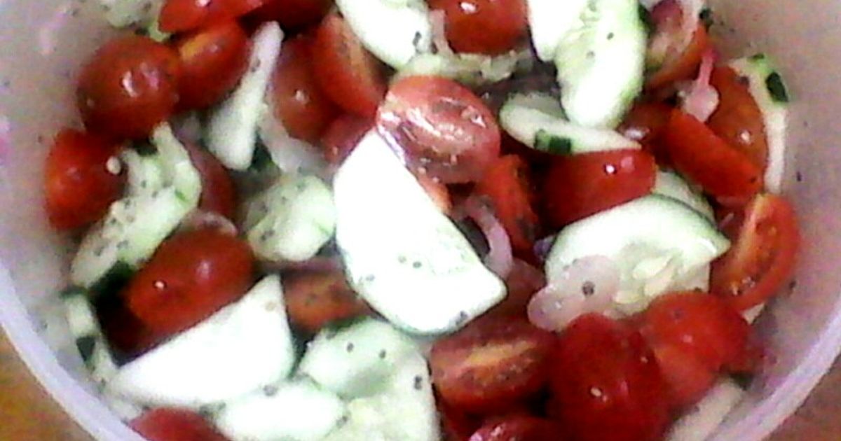 Cucumber Tomato Salad With Lemon Chia Seed Dressing Recipe by Cynthia ...