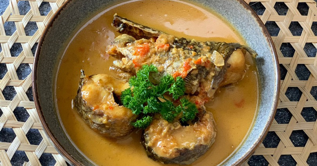 Resep Semur Ikan Gabus/ Iwak Kutuk oleh Dewix Donce - Cookpad