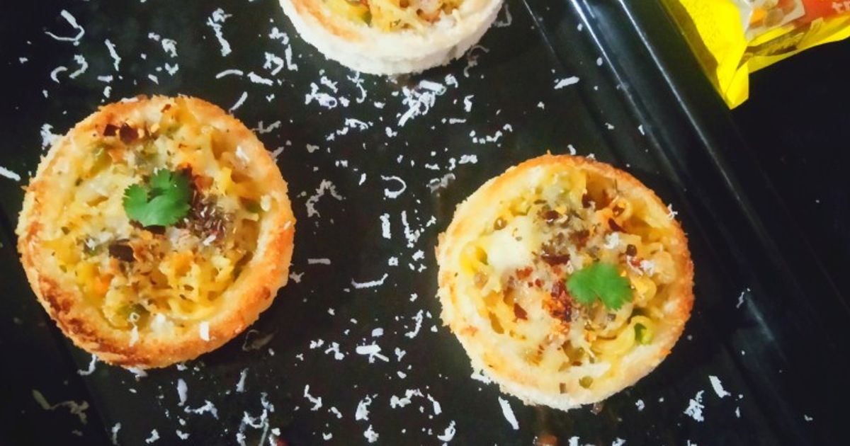 Bread Maggi Canapes Recipe by Ritu Singh - Cookpad