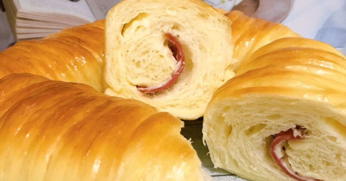 Resep Smoked Beef N Cheese Wool Roll Bread oleh Feily lipin - Cookpad