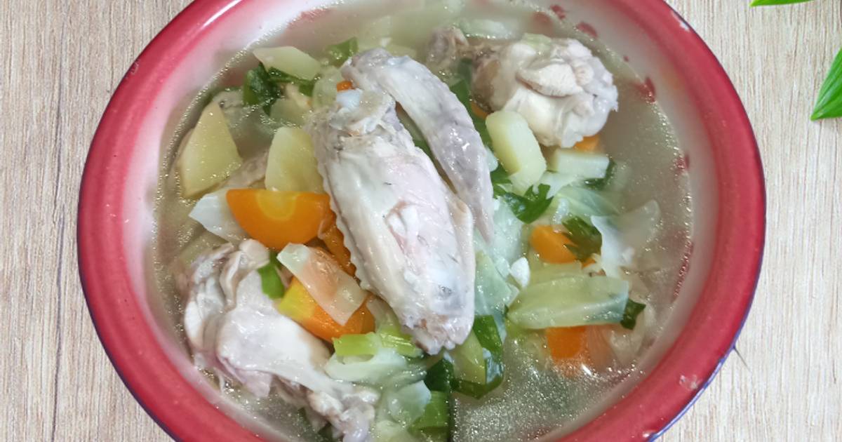 Resep Sup Ayam Favorit Keluarga oleh Asti - Cookpad