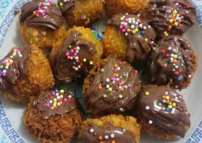Resep Bola-Bola Nugget pisang oleh Hatri Susi - Cookpad