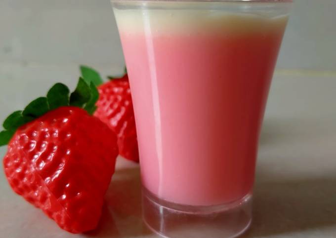 Resep Puding Nutrijel Strawberry Fla Susu Manis Gurih 💕 oleh Lisa ...