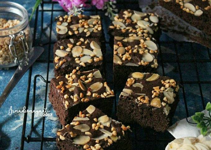 Resep Cake putih telor oleh Irma Desmayanti - Cookpad