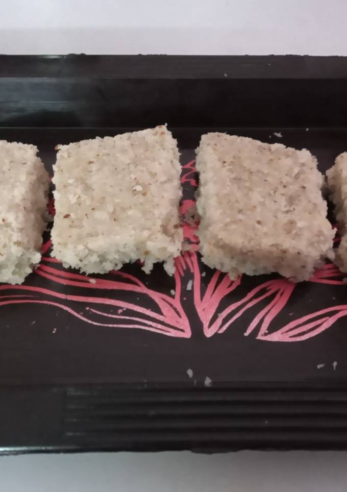 Rashmi Pomal દ્વારા રેસીપી Topra pak (coconut barfi) - કૂકપૅડ
