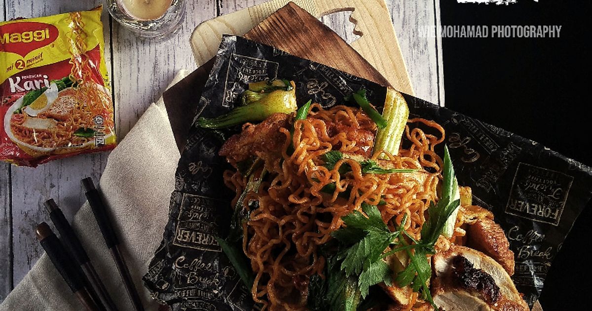 Resipi Mi Maggi Kari Goreng Telur Pedas oleh Wie Mohamad - Cookpad