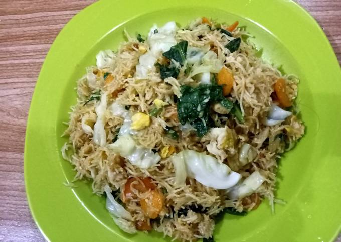 Resep Bihun Goreng Sayur oleh Atik nayy - Cookpad