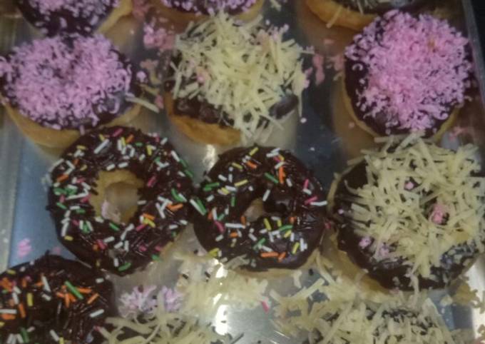 Resep Donat simple oleh amy fahma - Cookpad