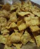 Resep kue bawang renyah dan gurih mudah dibuat