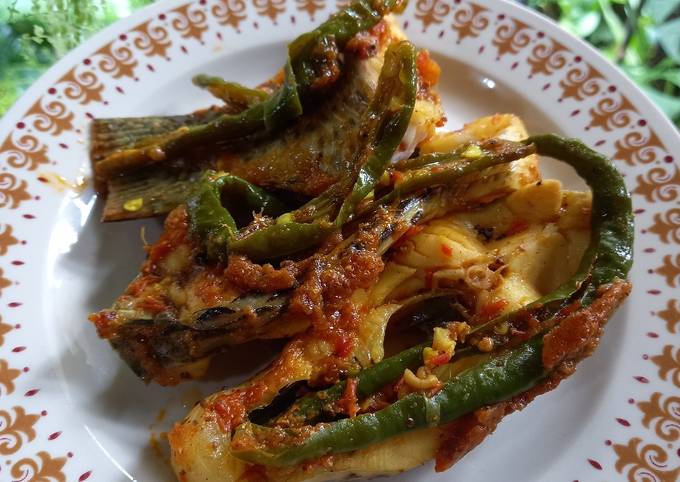 Resep Arsik Ikan Nila, dengan Cabe Hijau oleh Lissy Art - Cookpad