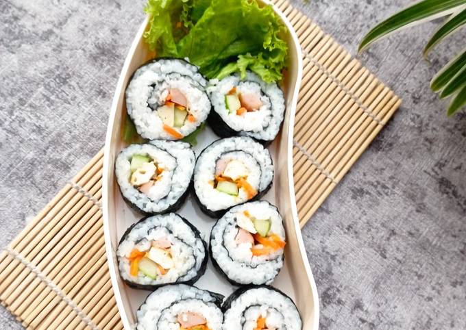 Resep Kimbab Simpel Oleh Mbaoppiekitchen Cookpad
