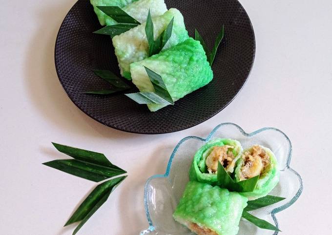 Resep Dadar Gulung Singkong isi Pisang Enten-enten oleh Indah Mei - Cookpad