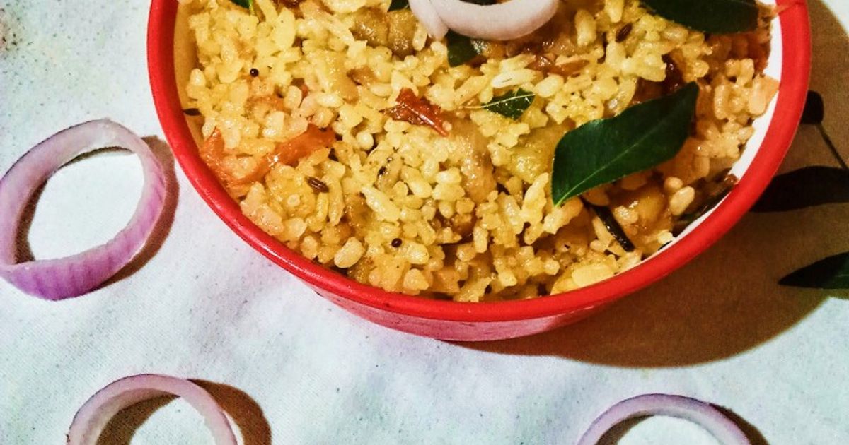 प्याज फ्राई राइस (Pyaz Fry Rice Recipe In Hindi) रेसिपी बनाने की विधि ...