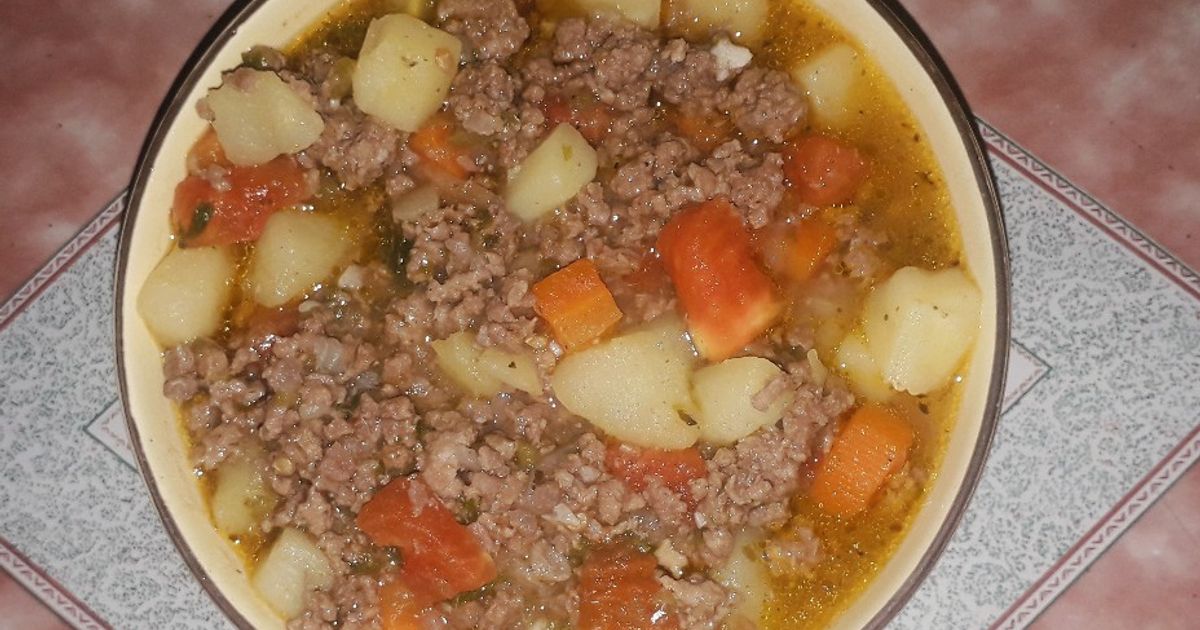 Carne Molida Con Papas 🥘 Receta de Ana Gabriela - Cookpad