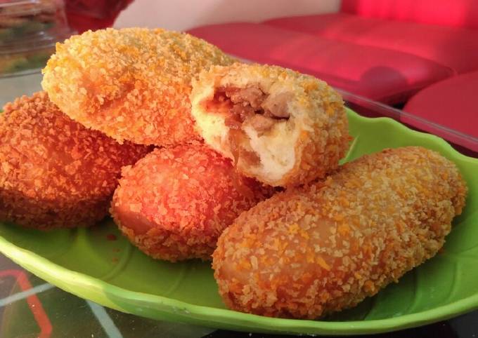 Resep Roti Goreng Isi Ayam oleh Dapur DinDin - Cookpad