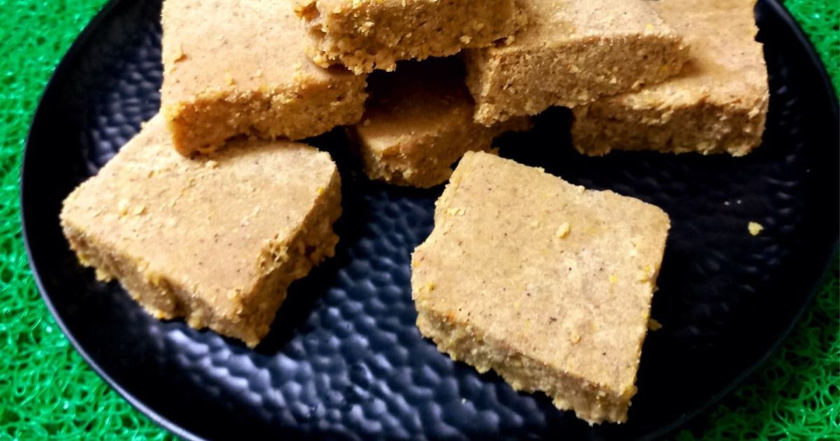 Oats Almonds Sukhdi Recipe by Sneha Patel - Cookpad