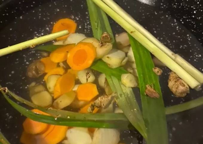 Resep Wedang Jahe Kencur Pandan oleh Putri Larasati - Cookpad