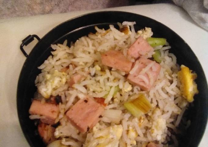 My version of special fried rice Recipe by Dawnann68s - Cookpad