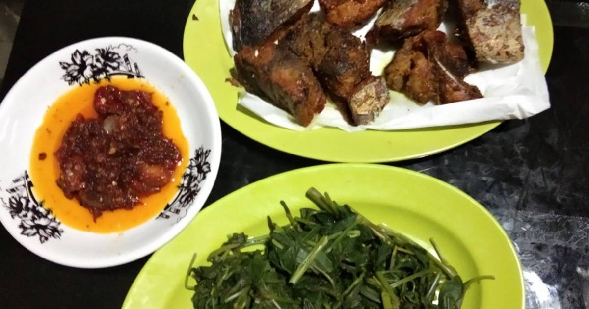15 resep ikan sambal plecing enak dan mudah - Cookpad