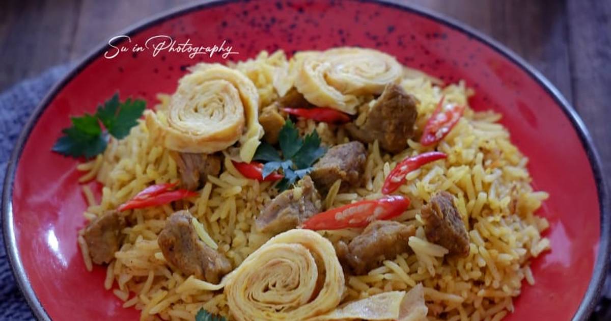 Resep Nasi Kebuli Daging Sapi simple cemplung2 ke magic com oleh Suin ...