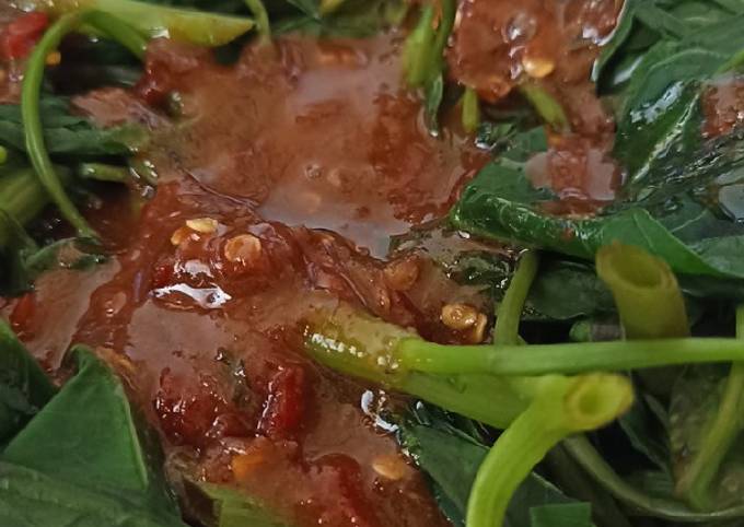 Resep Brambang asem kangkung oleh Rahma - Cookpad