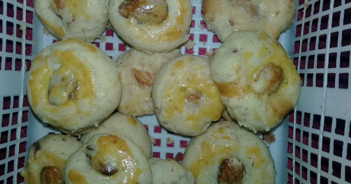 Lahori naan khatai Recipe by Sadia Shafi - Cookpad