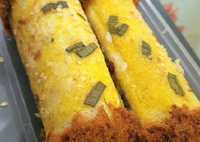 Resep 170. Floss roll roti tawar oleh Rani Wiramanggala - Cookpad