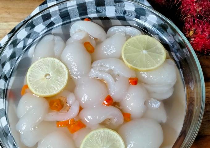 Resep Asinan Rambutan Segar oleh Deedee Rasuan - Cookpad