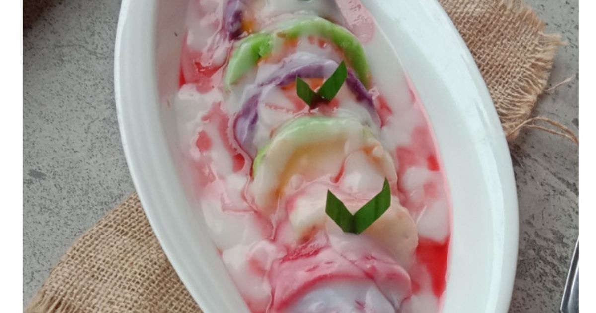 Resep Es Pisang Rainbow oleh Bunda Nafisha - Cookpad