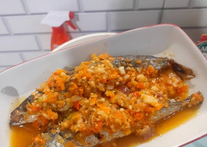 Resep Ikan Pindang Bumbu Geprek Oleh Resep Bunbika Cookpad