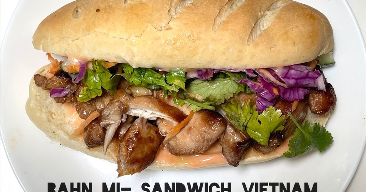 Resep Bahn Mi Ayam Sandwich Vietnam oleh Jihan Kitchen Log - Cookpad