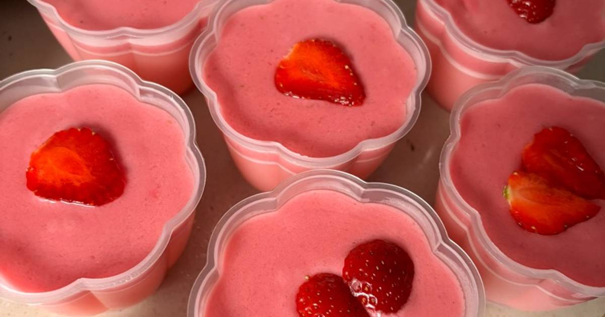 Resep Puding Strawberry oleh Puteri - Cookpad
