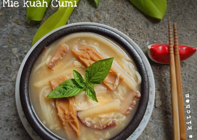 Resep Mie kuah cumi oleh afa kitchen - Cookpad
