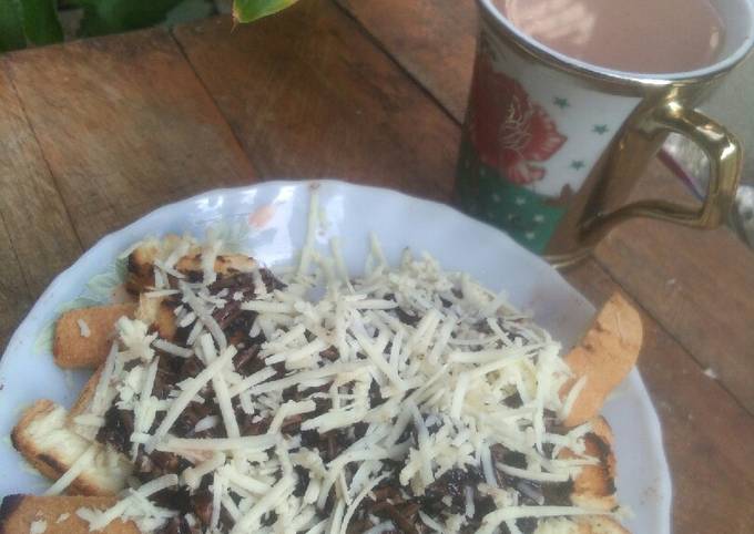 Resep Pinggiran Roti Tawar Bakar Saos Chocolate Bars Cheese oleh ...